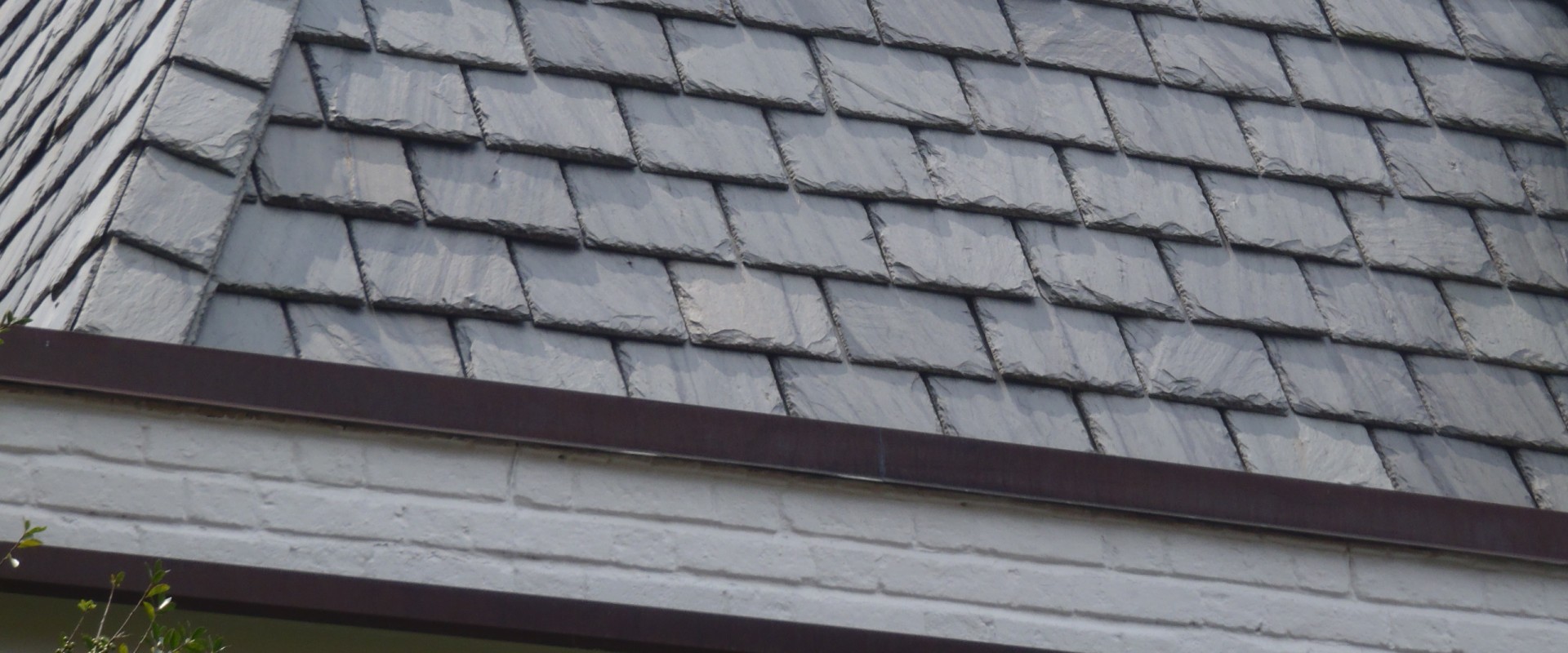 Fireproofing Slate Roofs: Pros and Cons